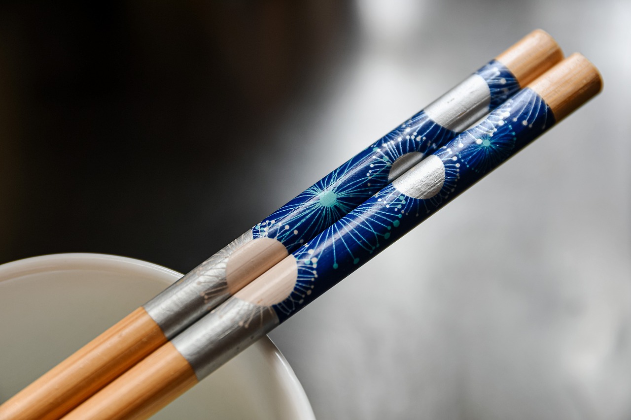The Comprehensive Guide to Chopsticks: History, Use, and Cultural ...