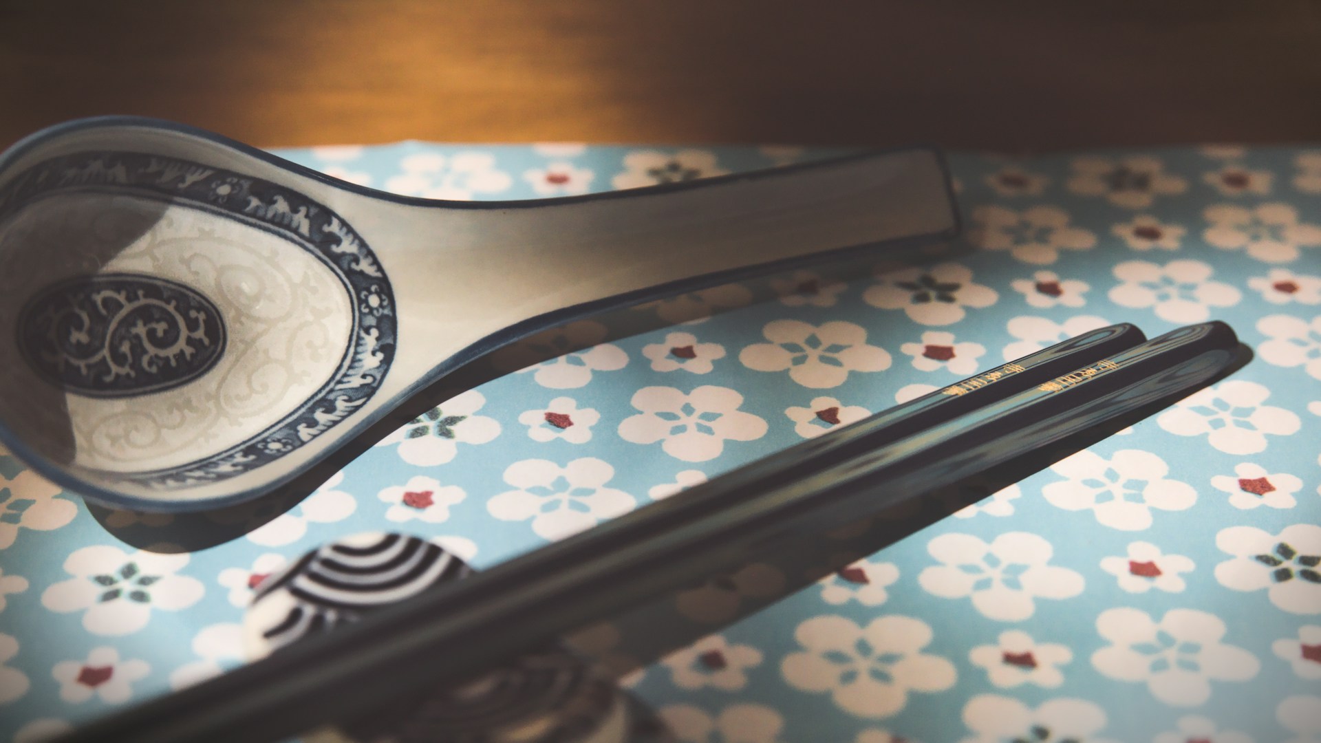 The Comprehensive Guide to Chopsticks: History, Use, and Cultural ...