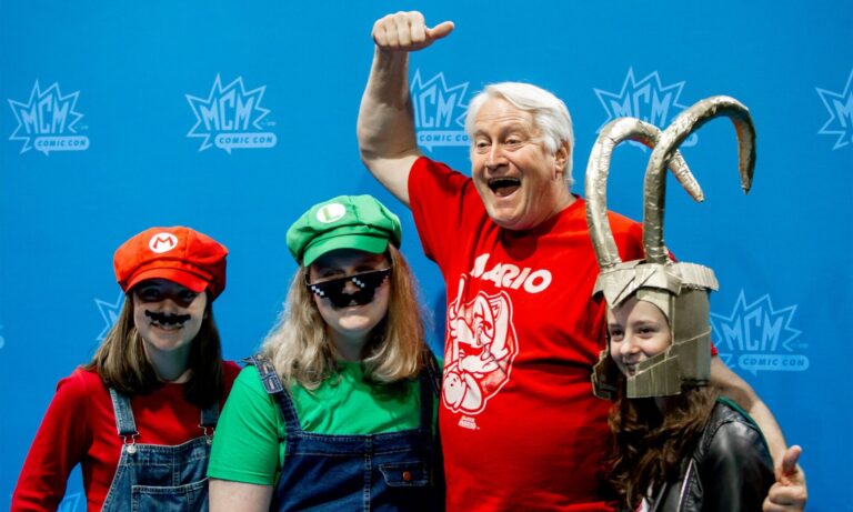 The Origins and Evolution of Cosplay: From Early Beginnings to a Global ...