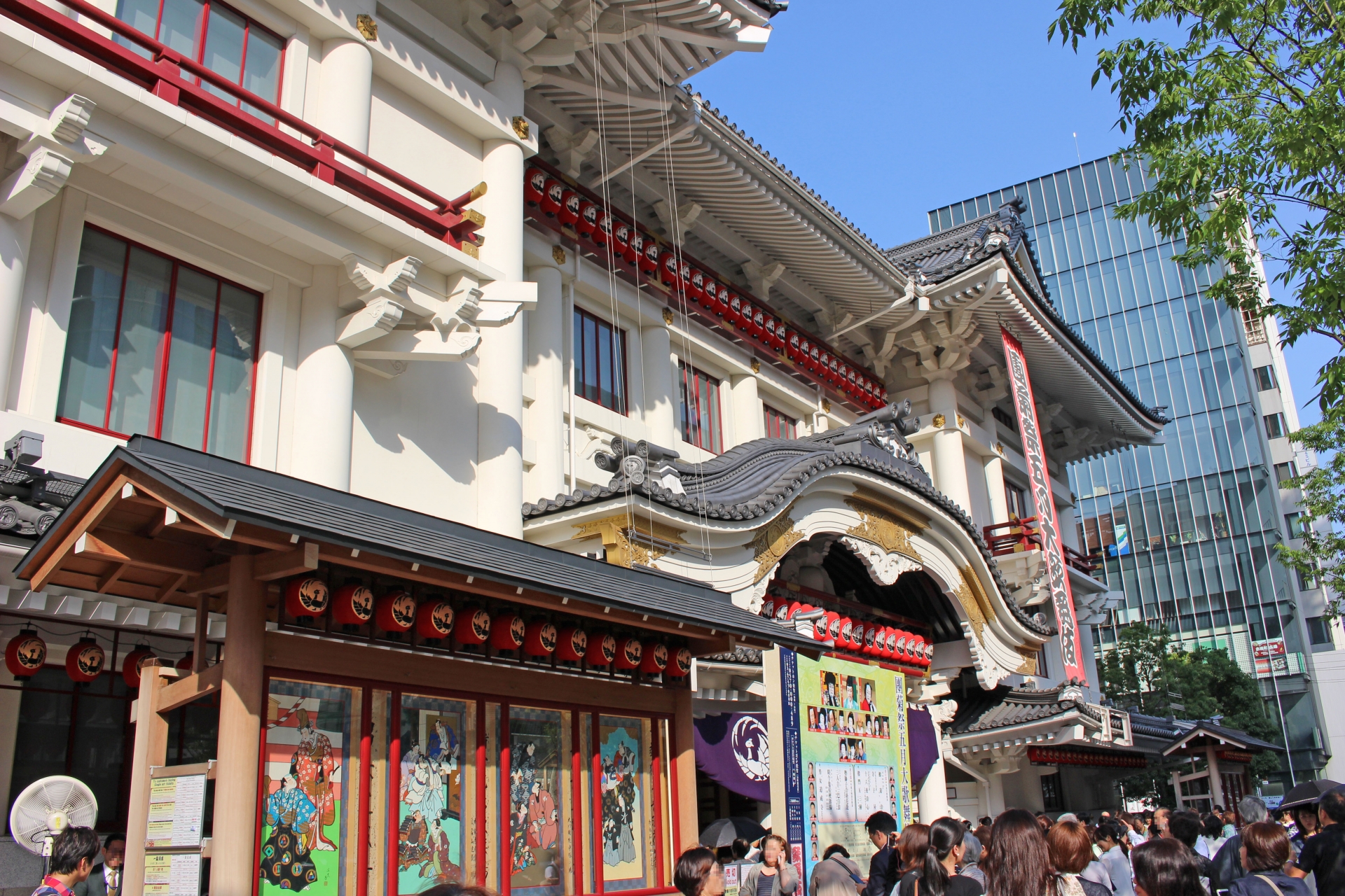 Discovering Ginza: Your Ultimate Guide to Tokyo’s Luxurious Shopping ...