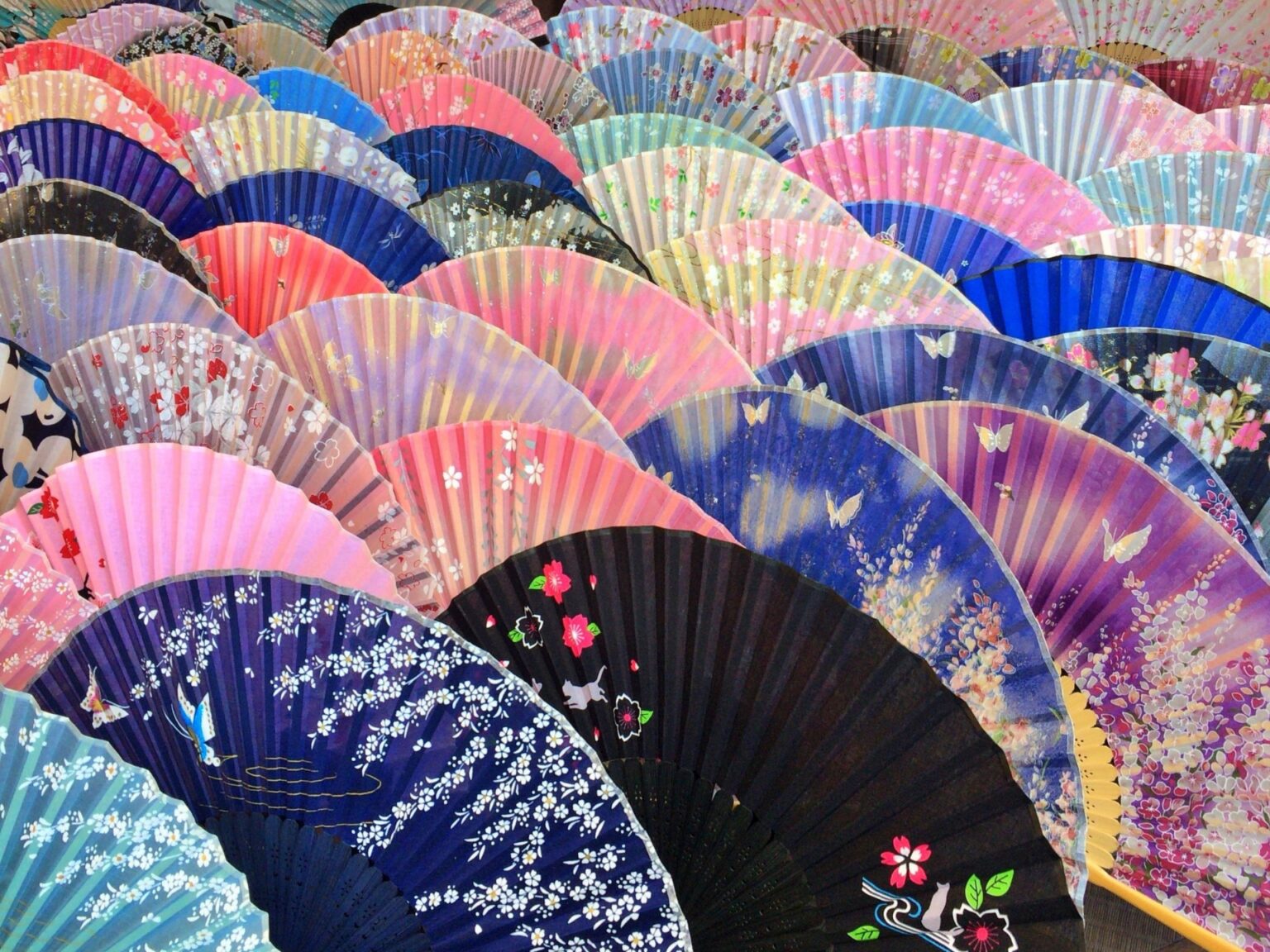 Must-Have Souvenirs from Japan: A Guide to Unforgettable Keepsakes ...