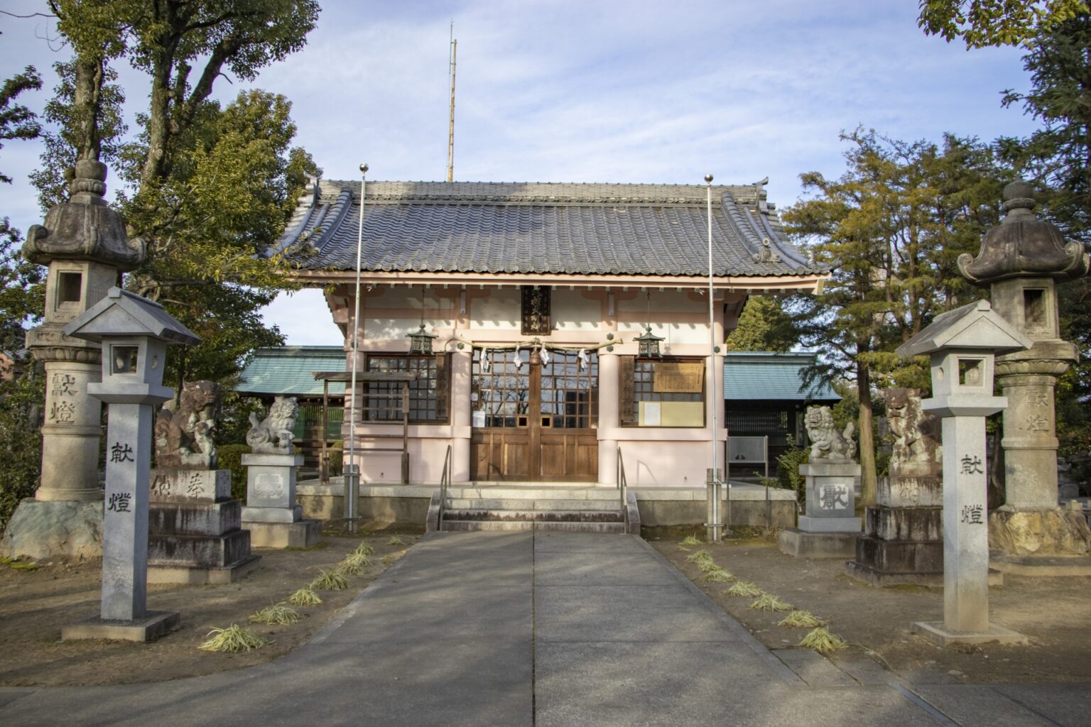 Exploring the Mystical World of Shinto Shrines: History, Etiquette, and ...