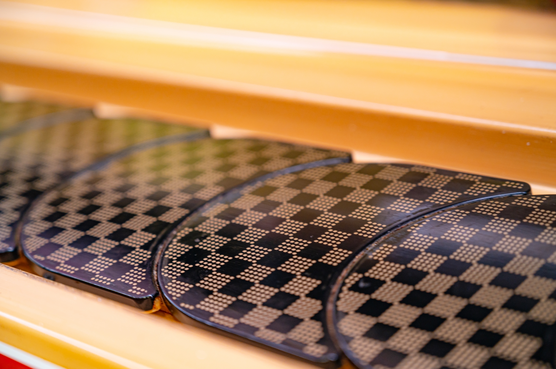 The Fascinating World of Sushi Conveyor Belts: How They Work, What to ...