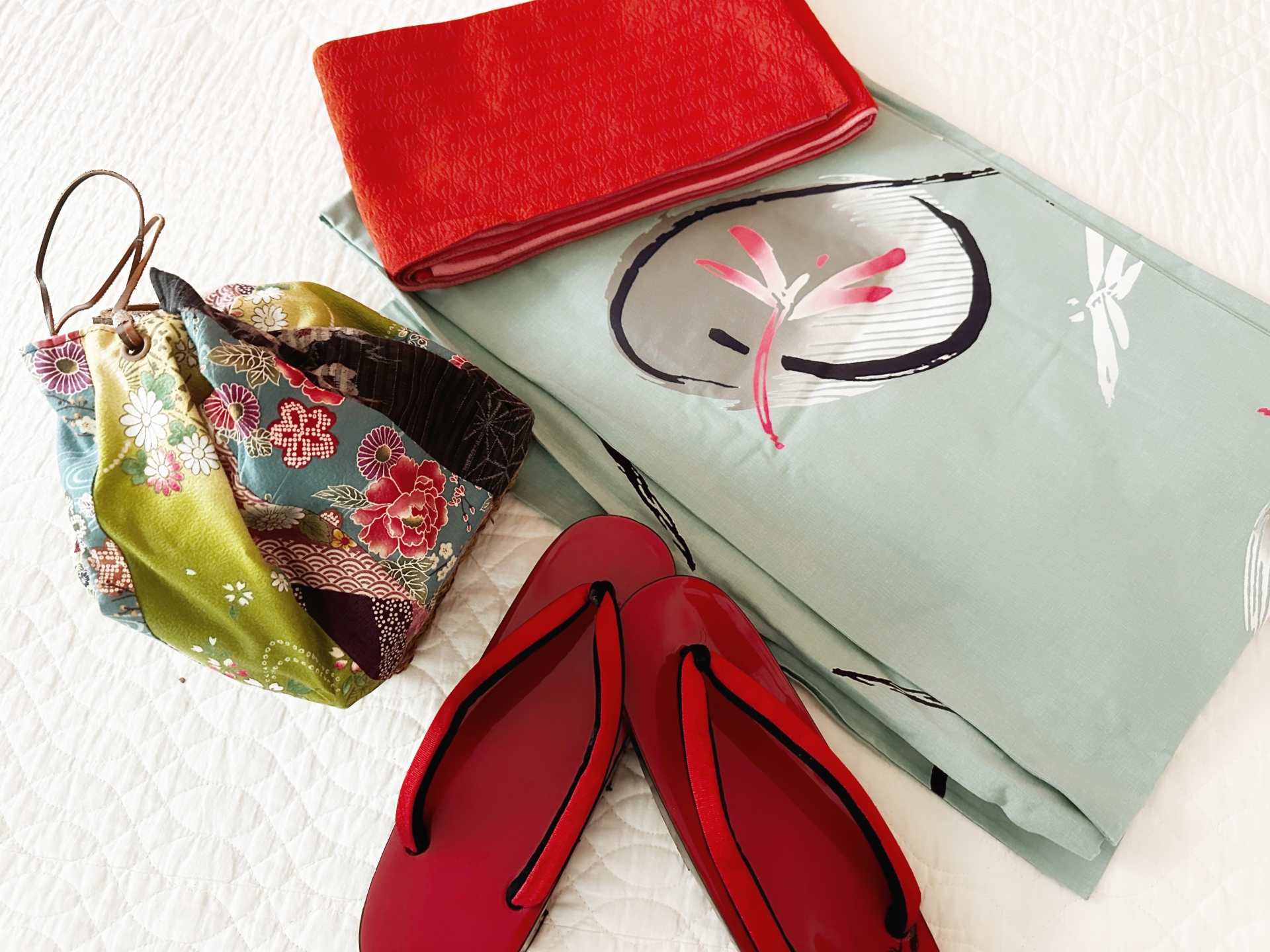 Complete Guide to Yukata: History, Wearing Tips, and Modern Trends ...