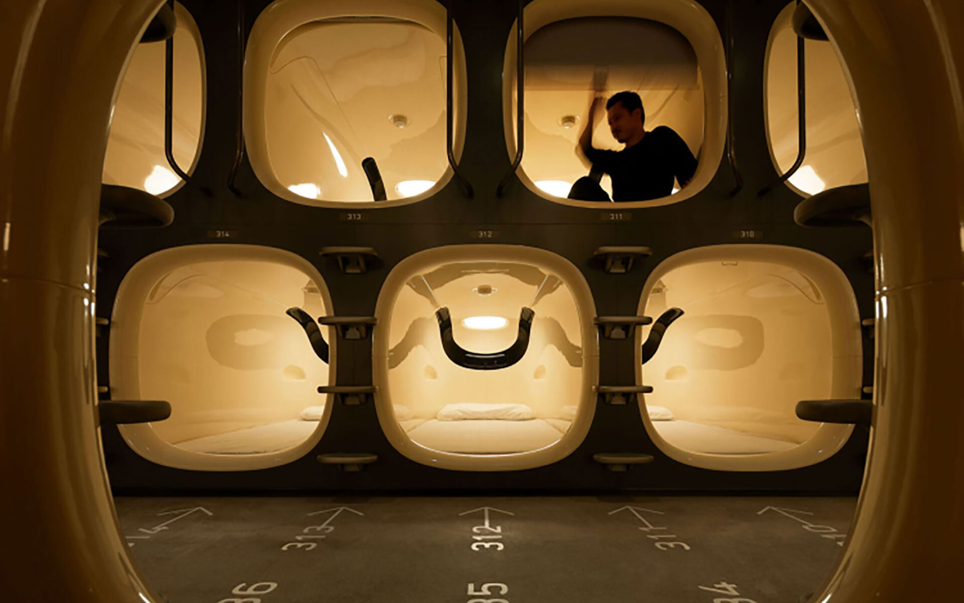 The Ultimate Guide to Capsule Hotels: History, Experience, and Best ...