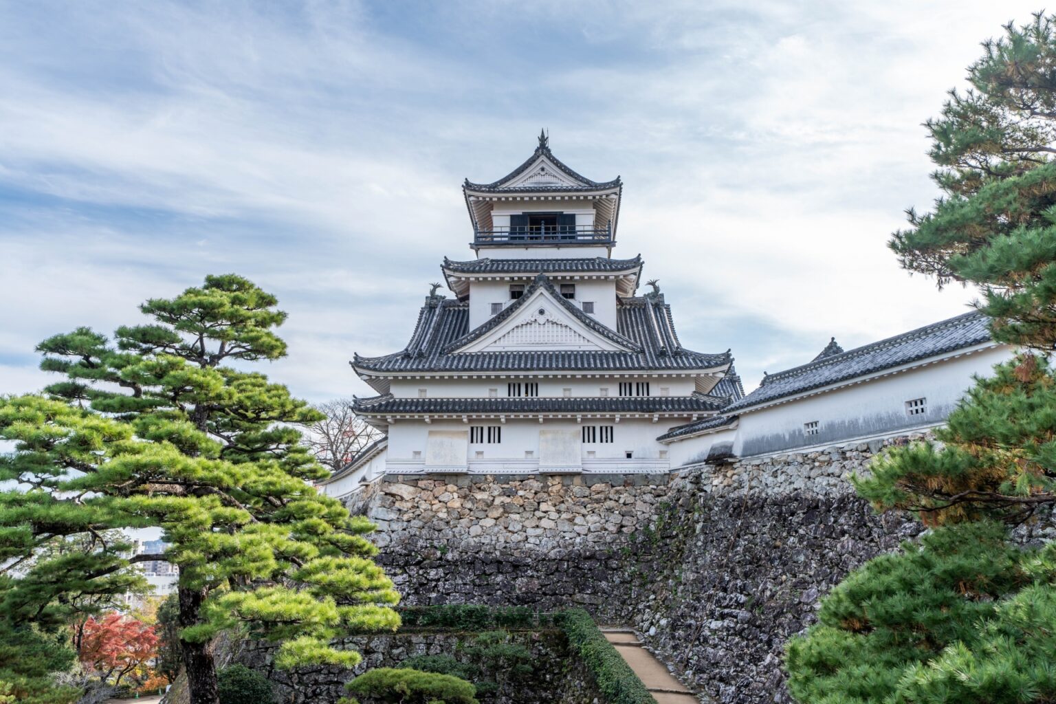 Exploring the Majesty of Japanese Castles: History, Architecture, and ...