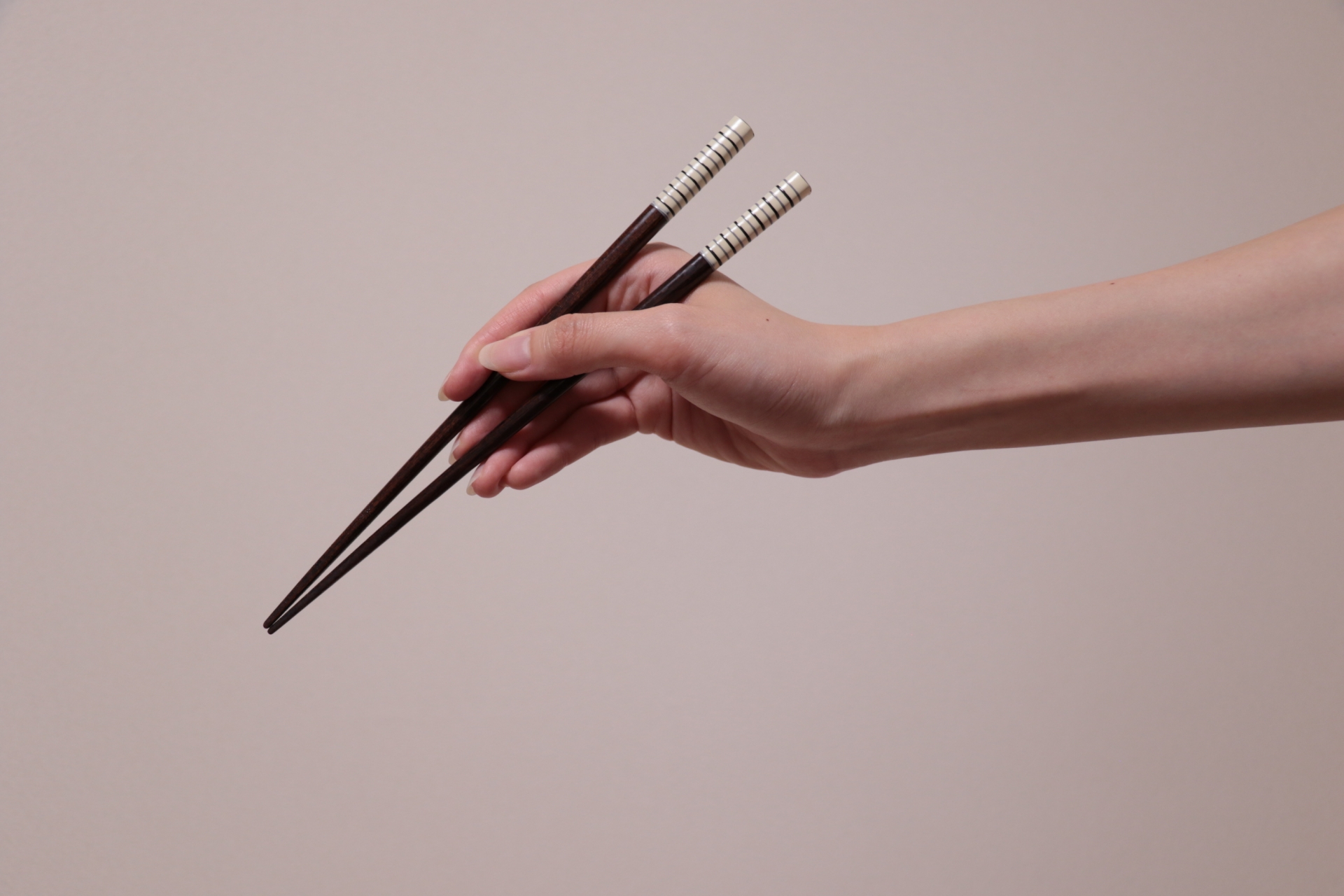 Mastering Japanese Chopstick Etiquette: Rules, History, and Cultural ...