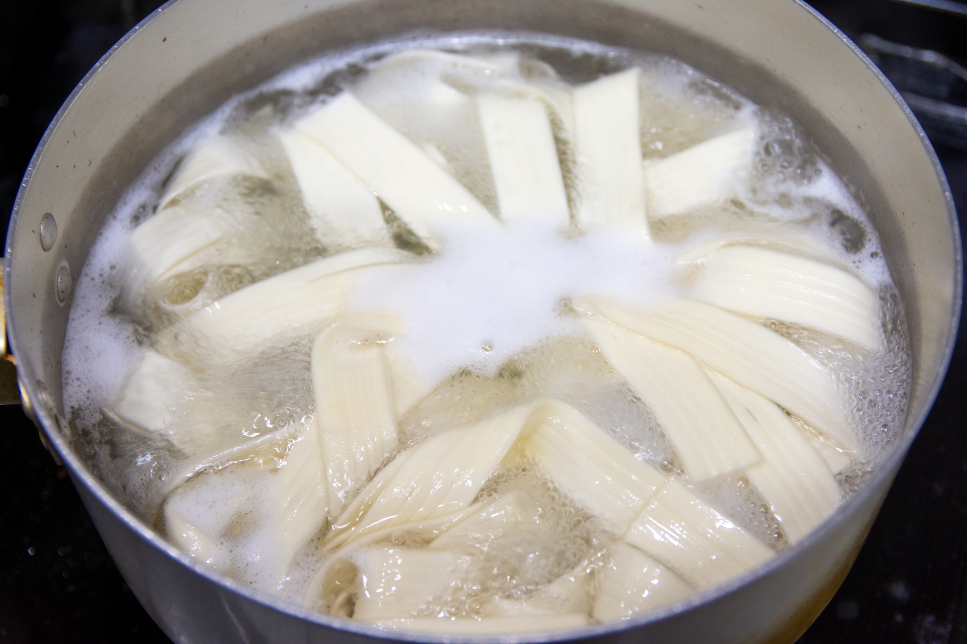 Exploring the Unique World of Kishimen: Nagoya’s Traditional Flat ...