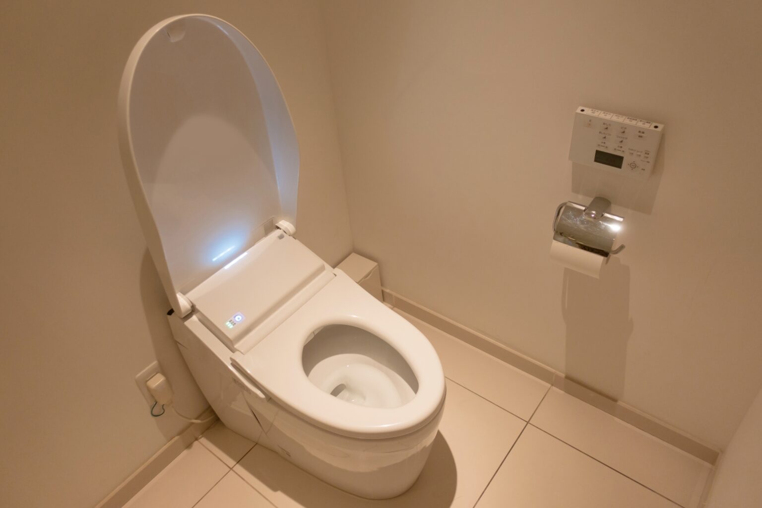 Why Japanese Toilets Are Transforming Modern Bathrooms: Features ...