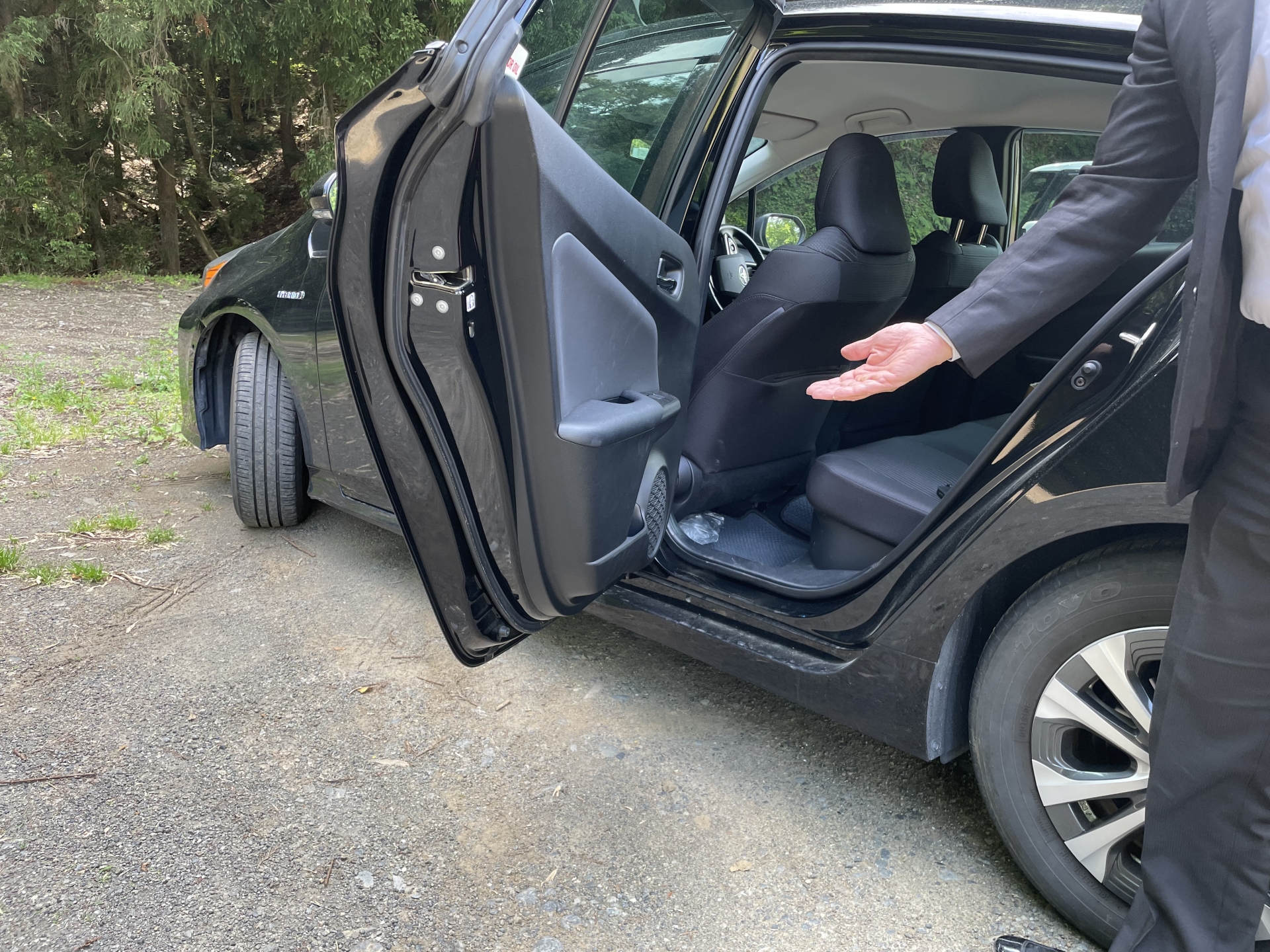 Mastering Japanese Seating Etiquette: A Guide to Traditional Manners ...