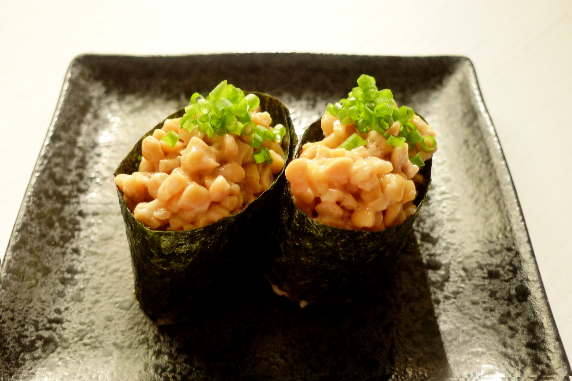 What Does Natto Taste Like? A Complete Guide for Curious Eaters ...