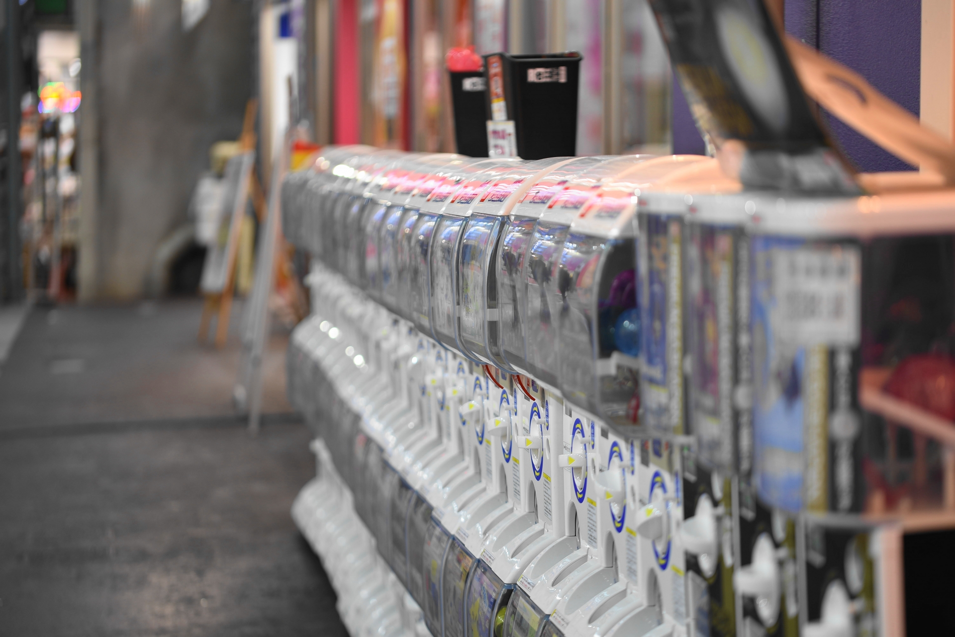 What is Gachapon? The Colorful World of Japan’s Capsule Toys Explained ...