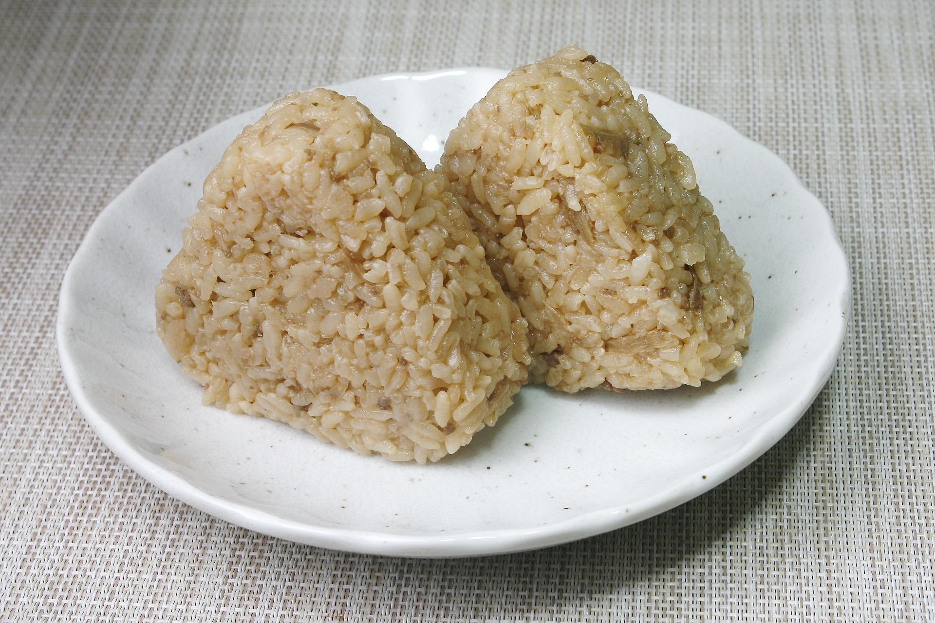 What Is Onigiri? A Beginner’s Guide to Japan’s Beloved Rice Ball - Japambience