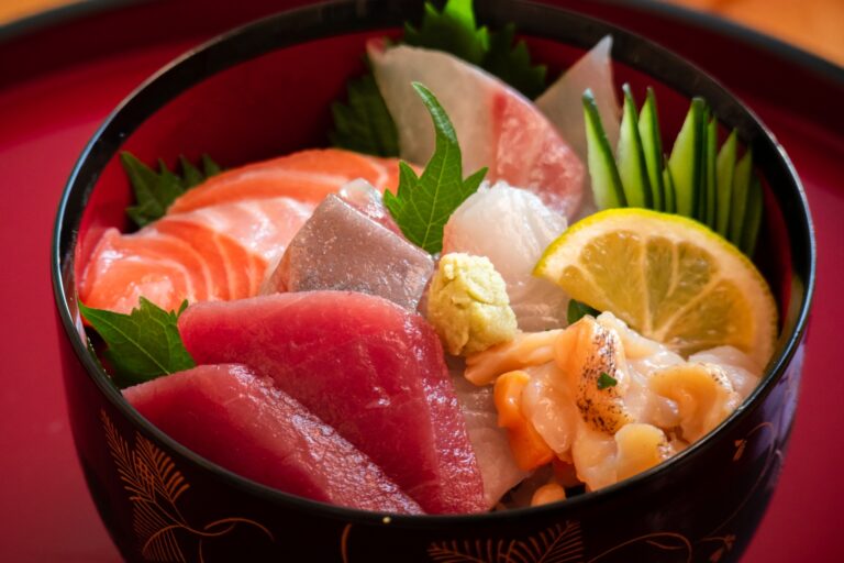 What Is Chirashizushi? Discover Japan’s Colorful “Scattered Sushi” and ...