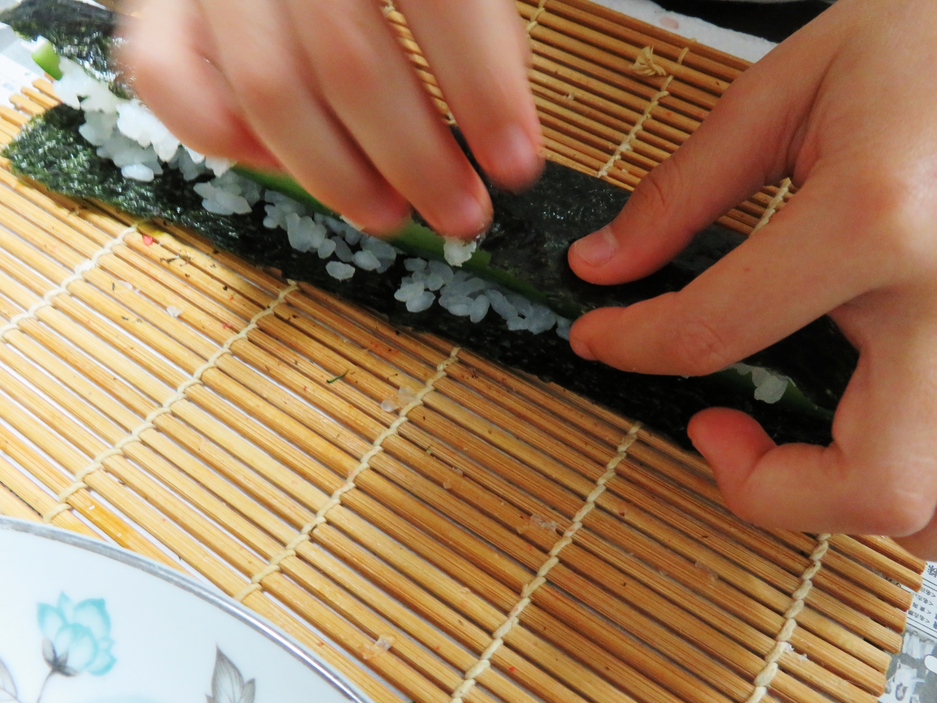 What Is Hosomaki? A Complete Guide to Japan’s Classic Thin Sushi Roll ...